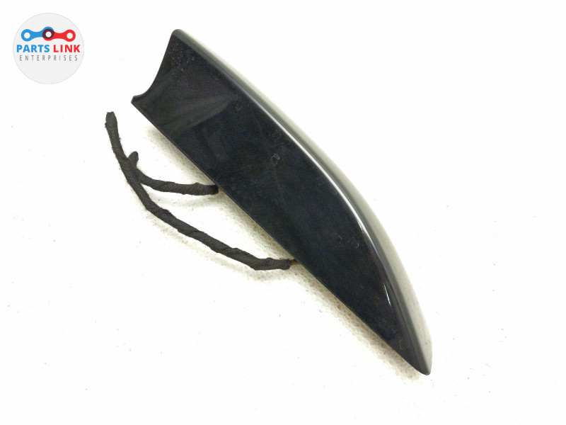 2022-24 RANGE ROVER L460 LEFT ROOF ANTENNA AM FM SATELLITE MODULE ...