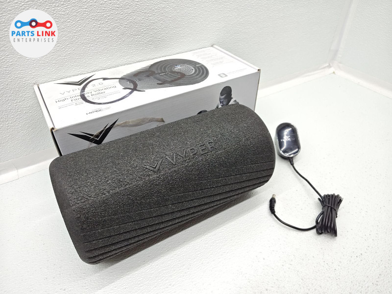 HYPERICE VYPER 2.0 INTENSE VIBRATING RECHARGEABLE ROLLER SPORT RECOVERY