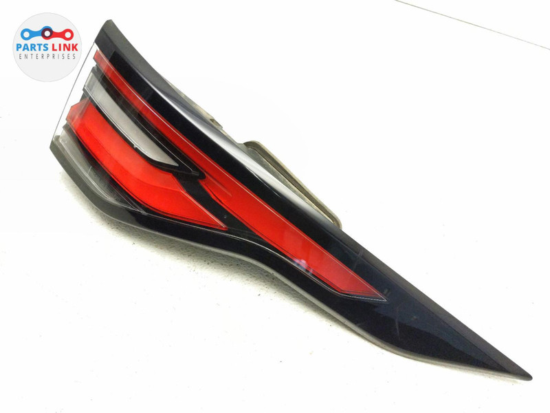 2017-20 LAND ROVER DISCOVERY REAR RIGHT TAIL LIGHT QUARTER OUTER LED ...