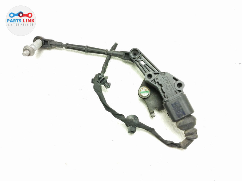 2016-20 BENTLEY BENTAYGA REAR RIGHT SUSPENSION LEVEL HEIGHT SENSOR ...