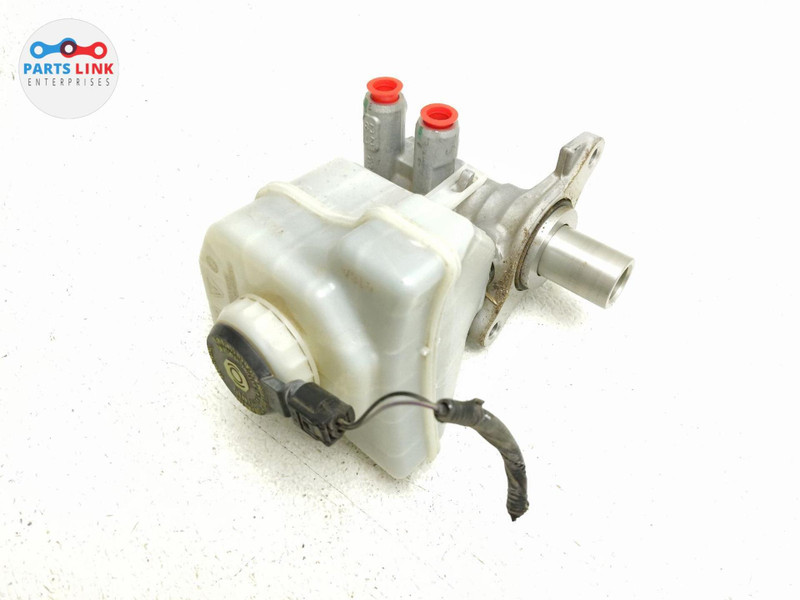 2014-16 RANGE ROVER SPORT BRAKE MASTER CYLINDER RESERVOIR HARNESS PLUG ...