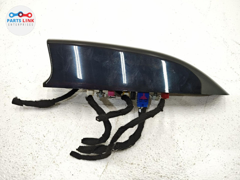 2022-25 RANGE ROVER L460 REAR ROOF SHARK FIN ANTENNA RADIO BLACK SPORT L461