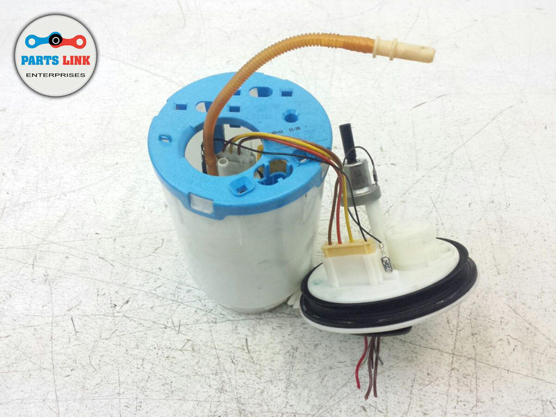 PORSCHE CAYENNE 958 FUEL PUMP ASSEMBLY OEM - PARTS LINK ENT