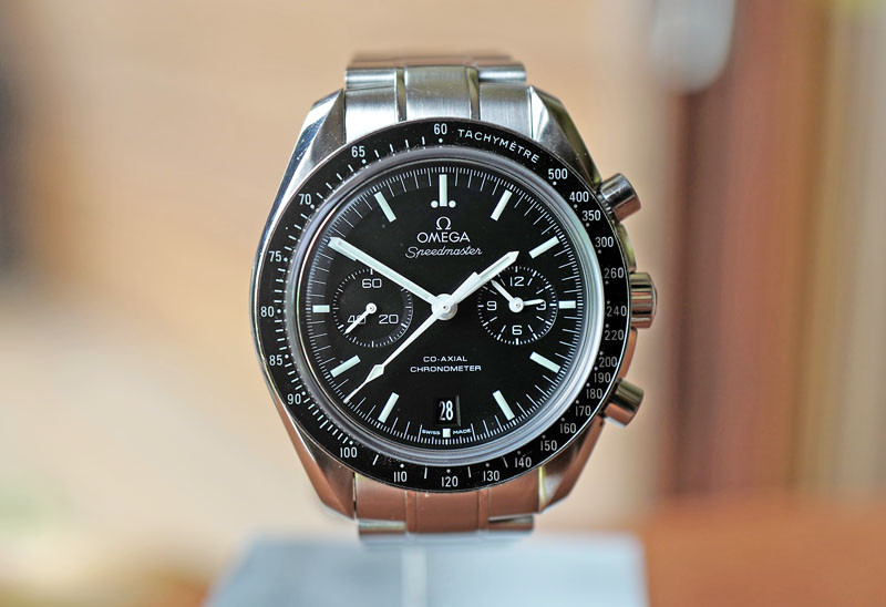 WatchNet: Luxury Time: FS Omega Speedmaster Snoopy, Racing, Moon ...