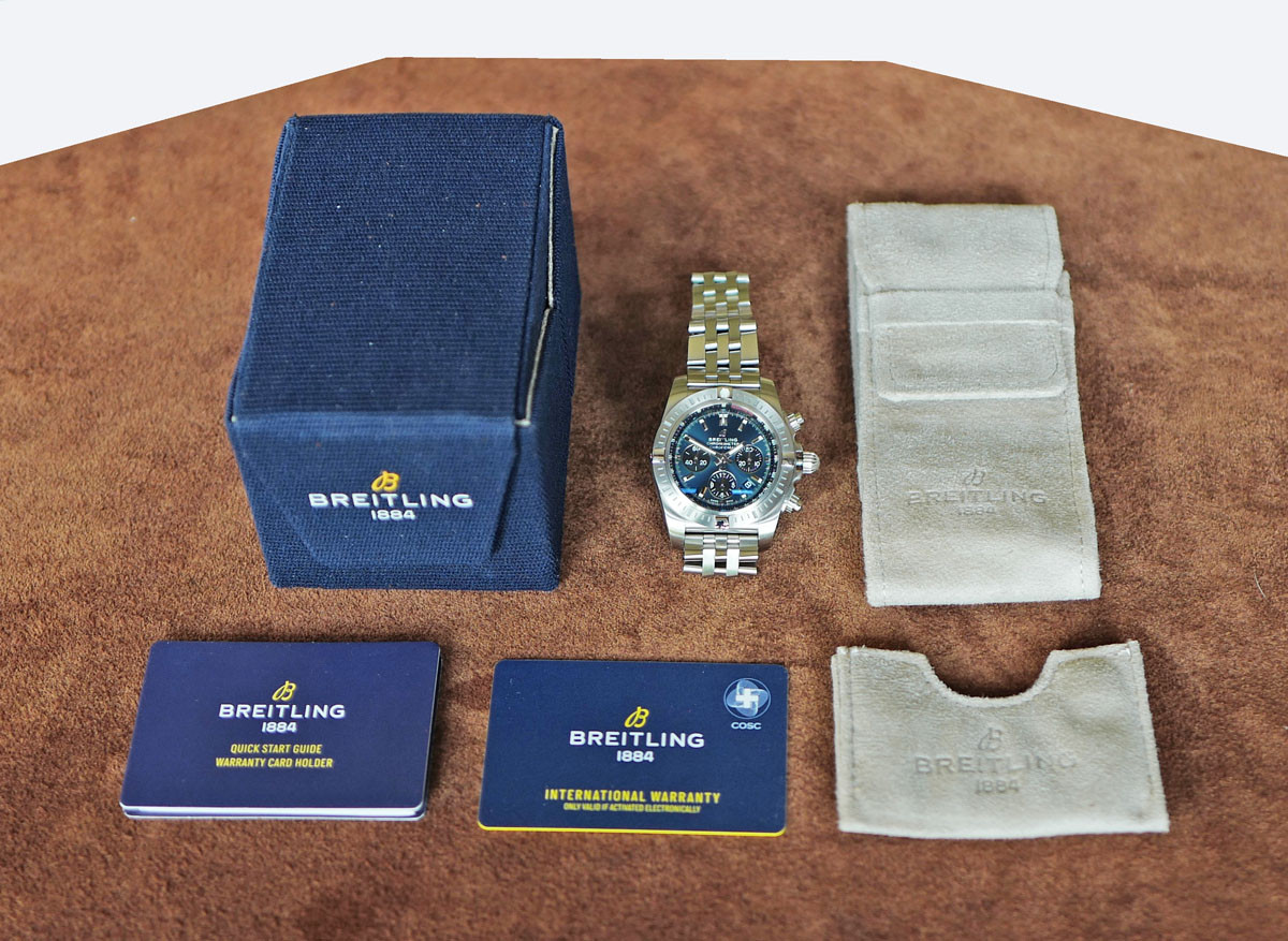 WatchNet: Luxury Time: FS BREITLING Chronomat, Navitimer 8 ...