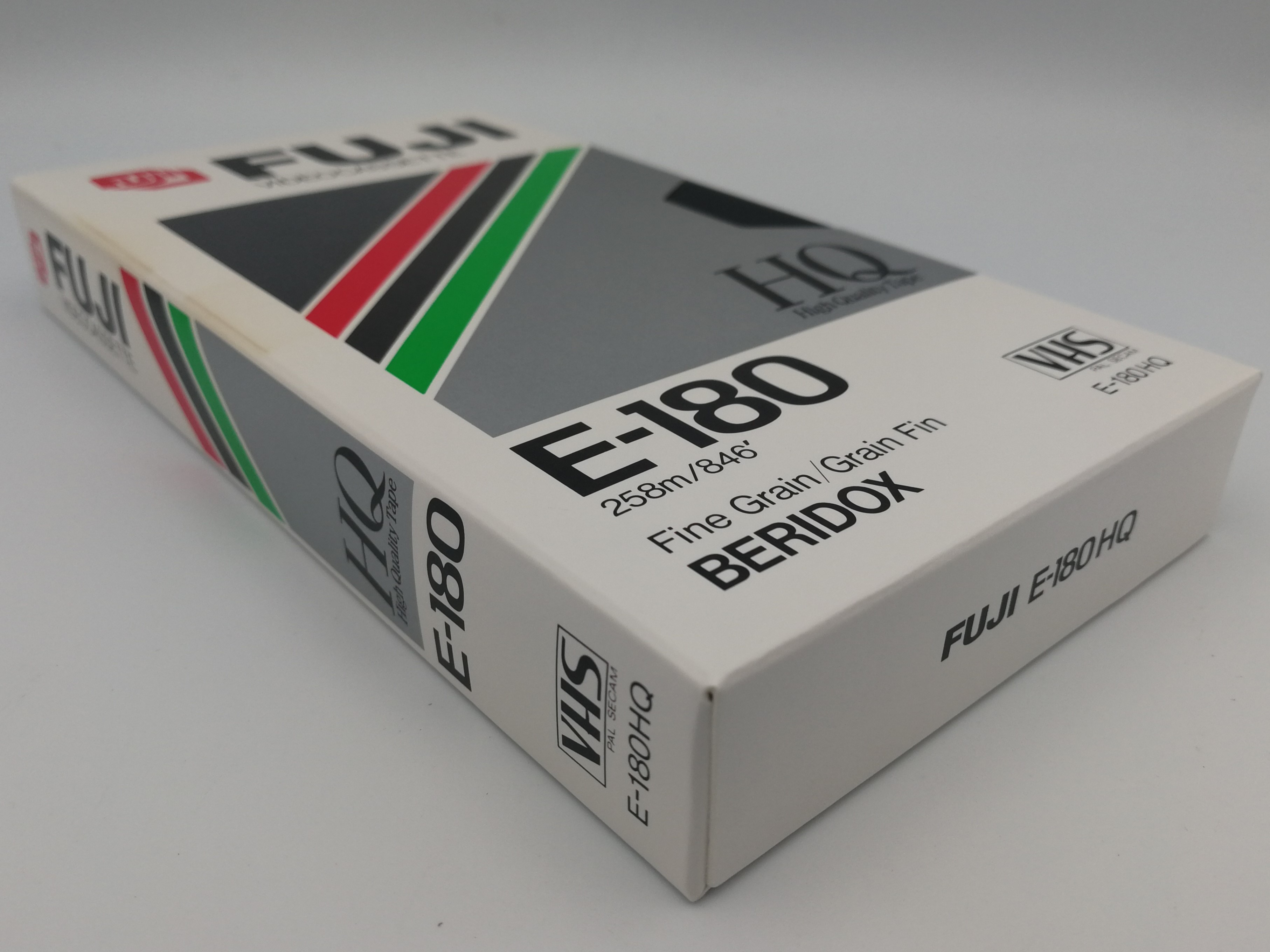 Fuji videocassette E-180 HQ PAL - SECAM VHS / Fine Grain / Grain Fin ...