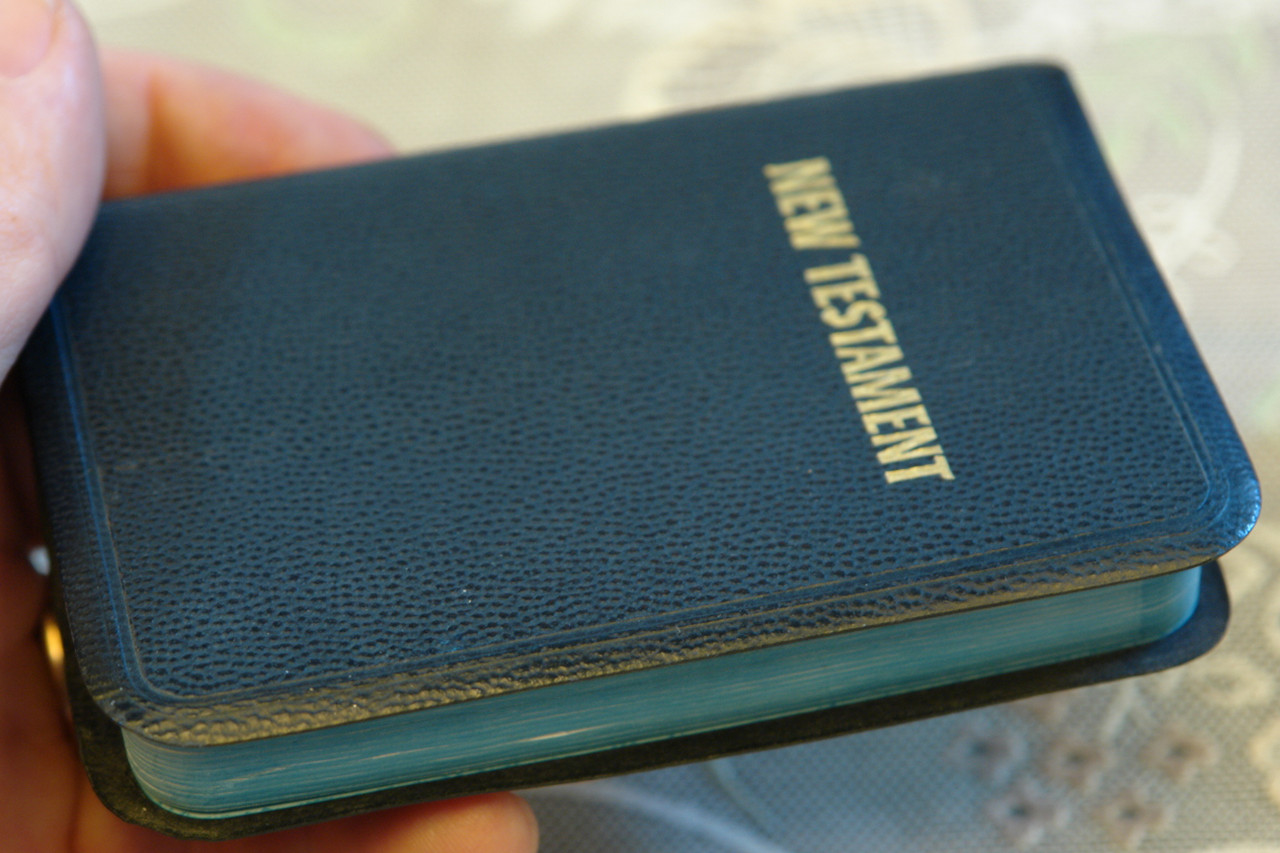 Pocket Size New Testament from 1966 / King James Version B235 Series ...
