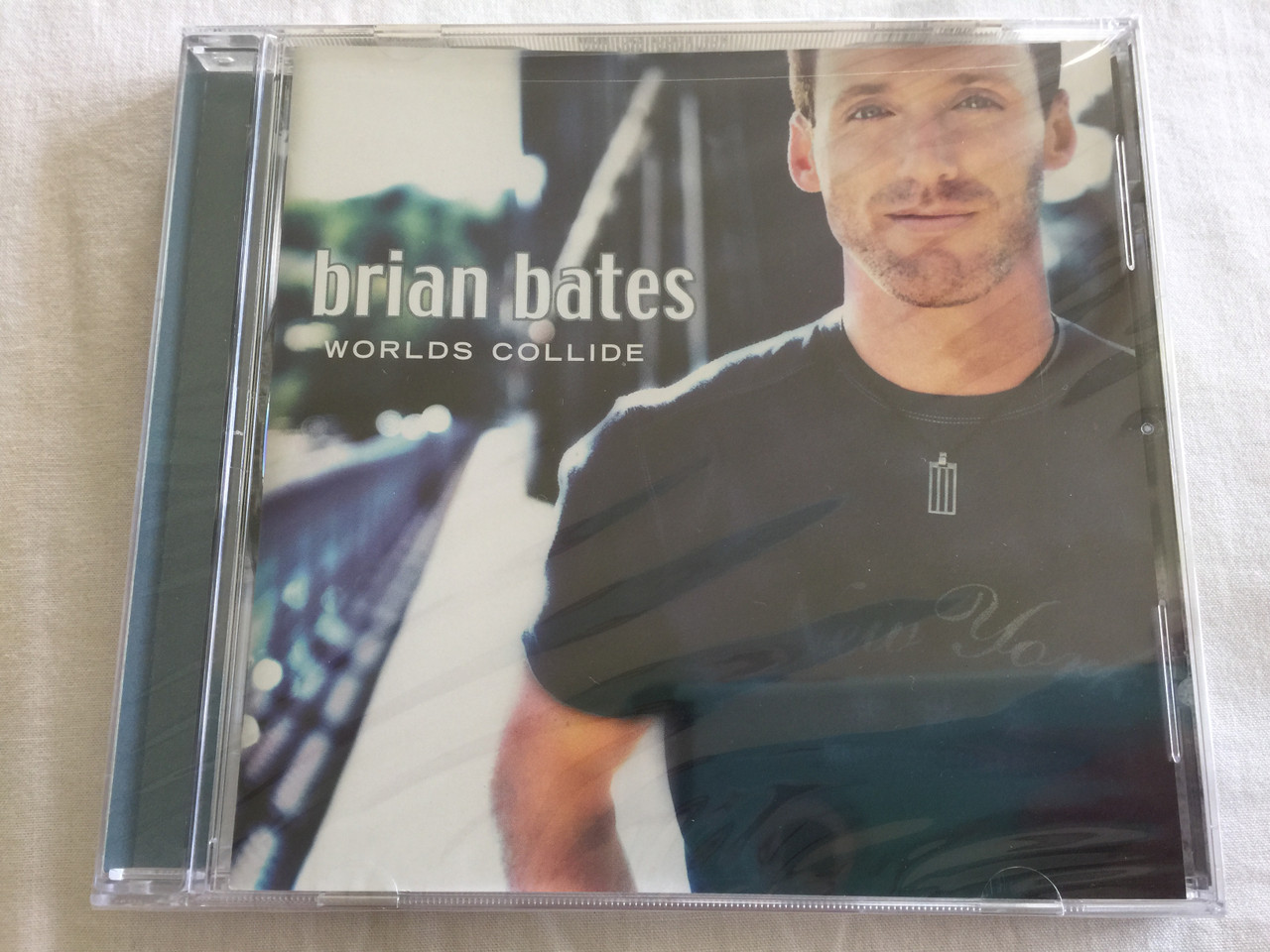 Worlds Collide by Brian Bates (2008) Audio CD - bibleinmylanguage