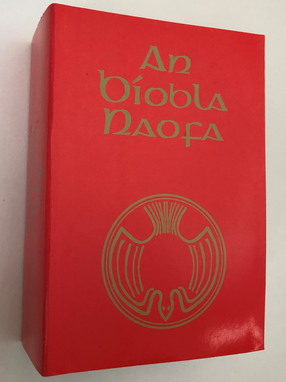 Irish Bible / An Biobla Naofa / 1981 Version with Apocrypha ...