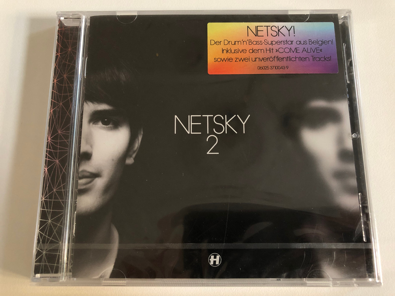 Netsky – 2 / Hospital Records Audio CD 2012 / 0602537100439 - bibleinmylanguage