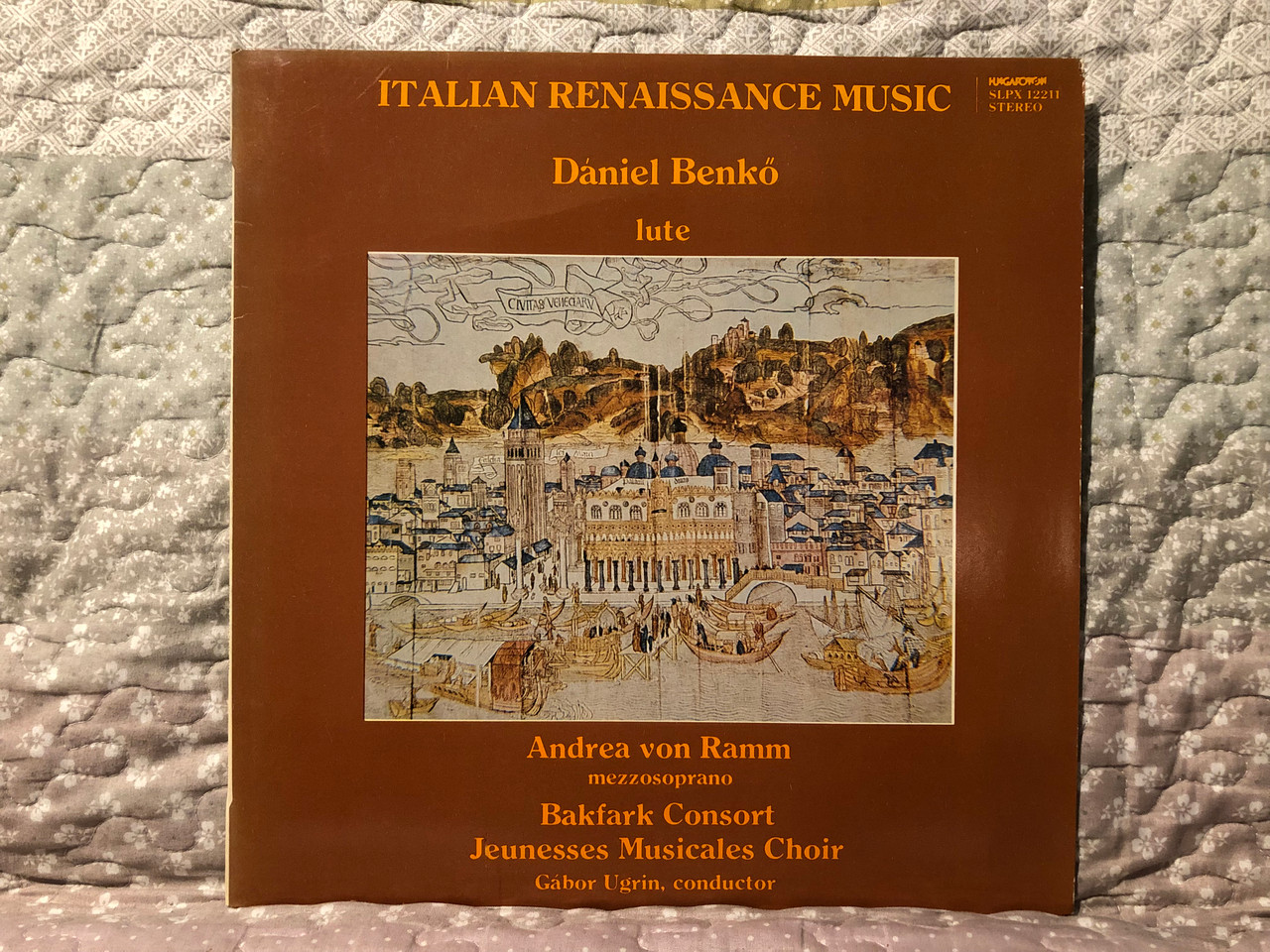 Italian Renaissance Music - Dániel Benkő (lute) / Andrea von Ramm ...