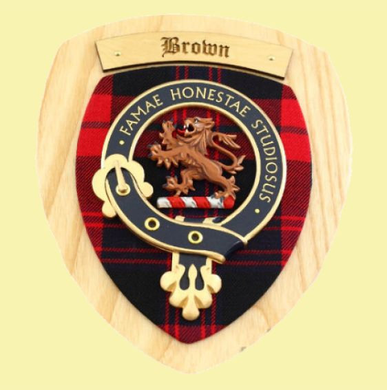 Brown Clan Crest Tartan 7 x 8 Woodcarver Wooden Wall Plaque - For ...