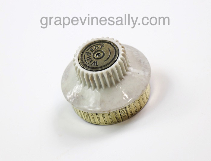 Original Vintage Antique Windsor Stove Glazed Porcelain Regulator Knob Dial