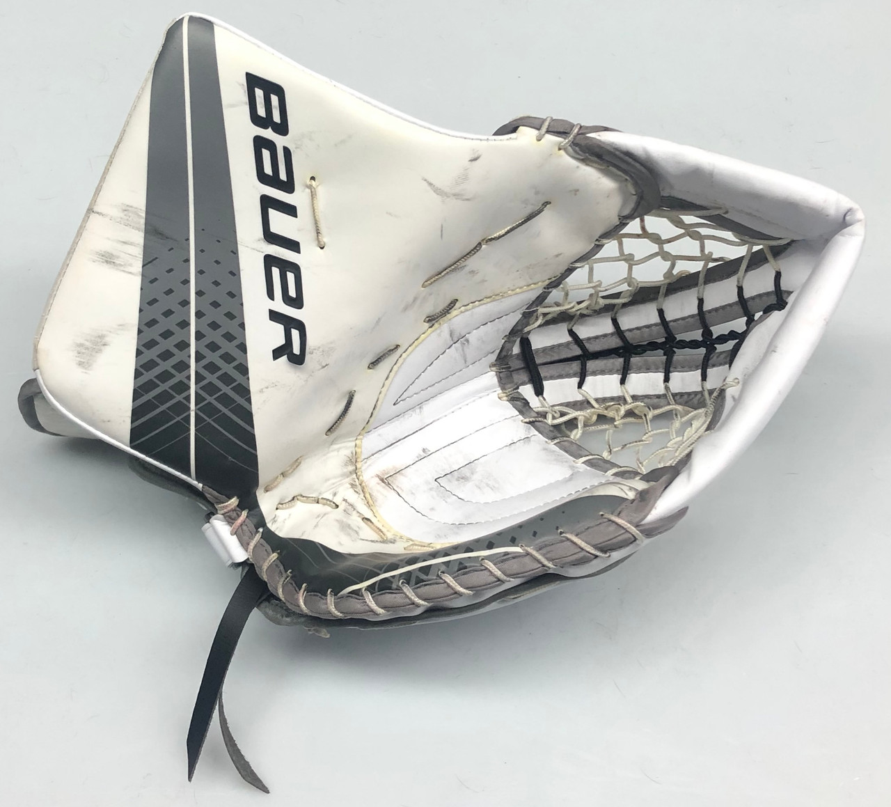 BAUER VAPOR 1X Goalie Glove Pro Stock Used - DK's Hockey Shop