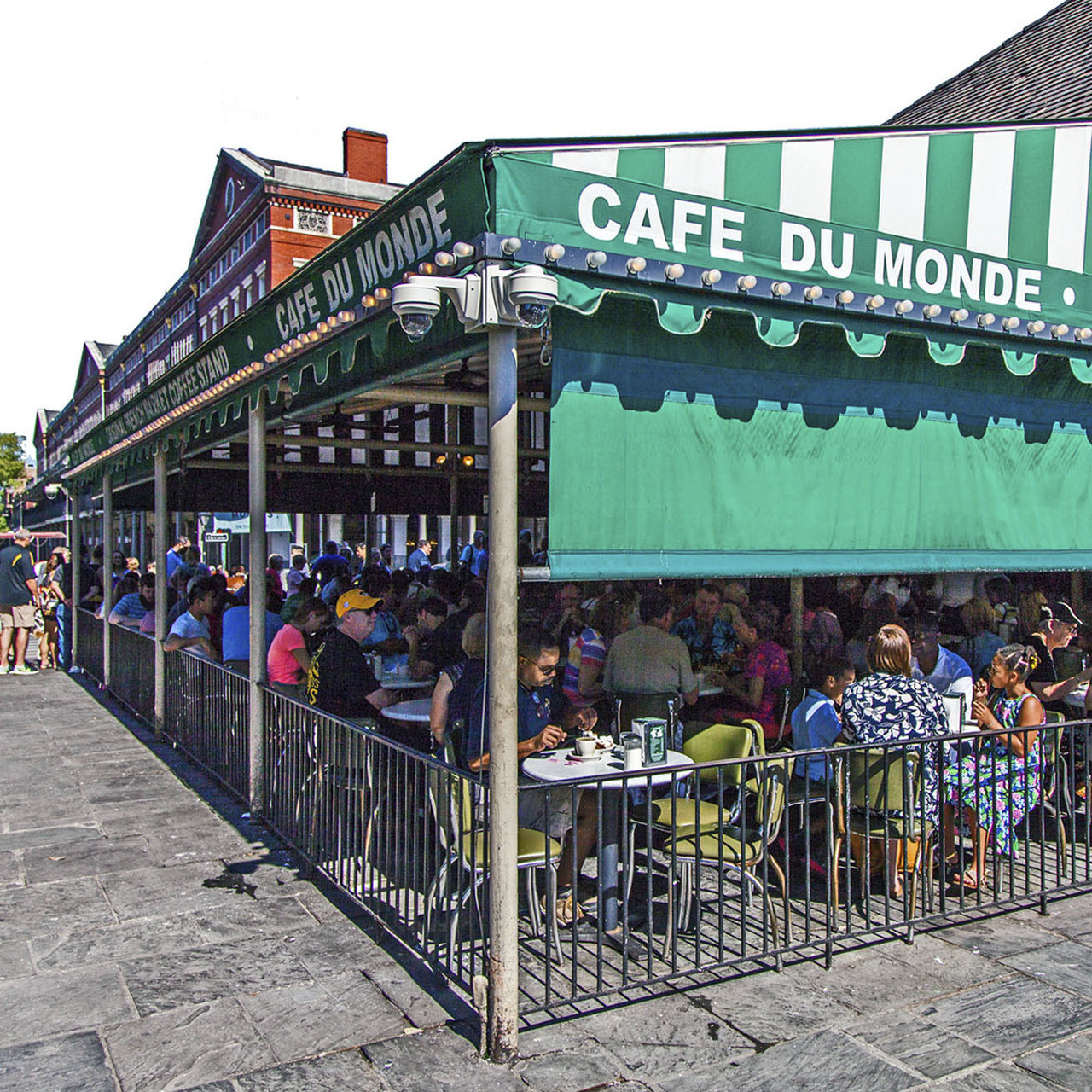 Cafe Du Monde LA056 South Austin Gallery cafe-du-monde-la056-south-austin-gallery