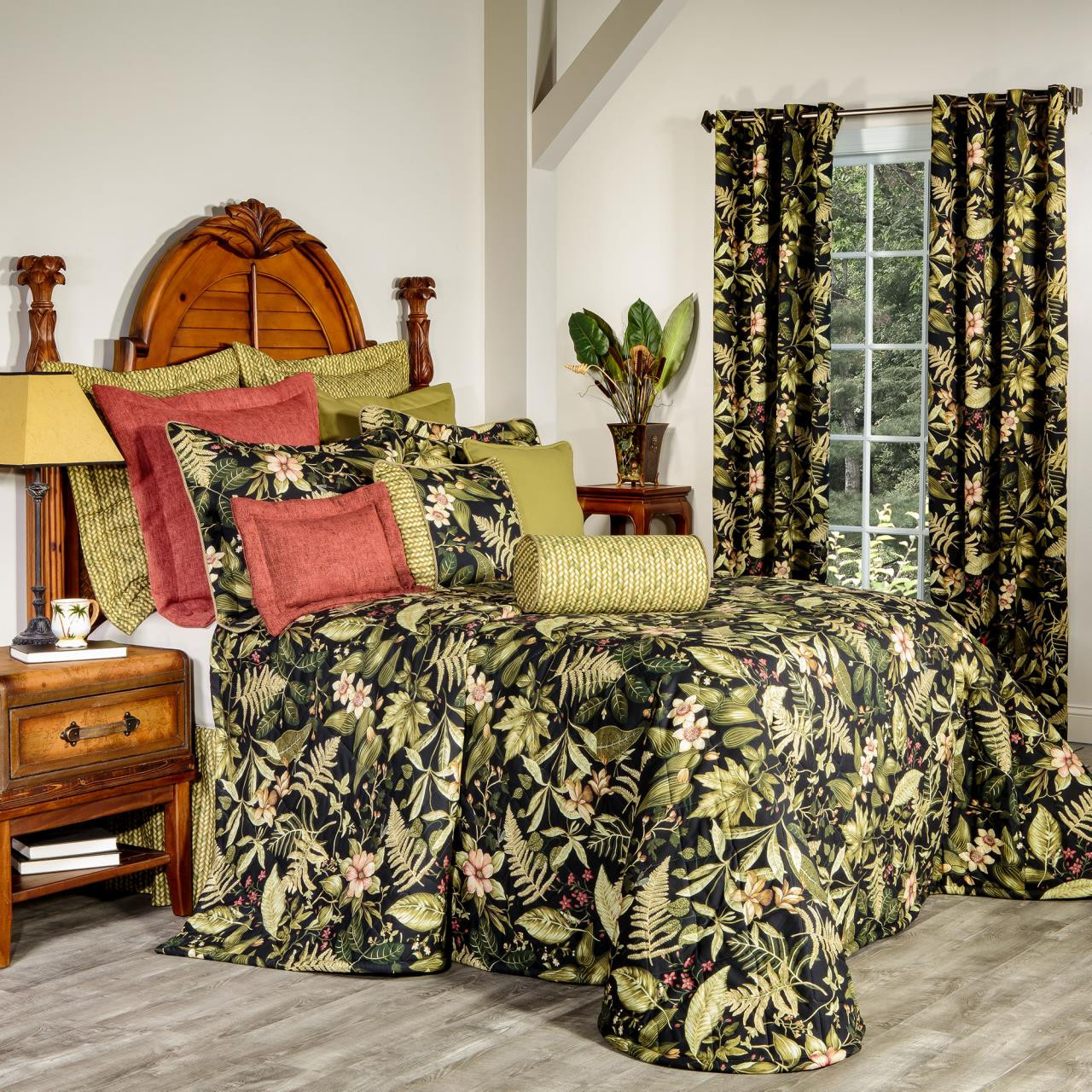 Tahitian Sunset Bedspread by Thomasville | Paul's Home Fashions