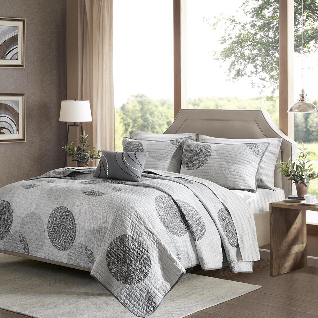 Knowles 8 Piece Quilt Set with Cotton Bed Sheets by Madison Park Paul s Home Fashions
