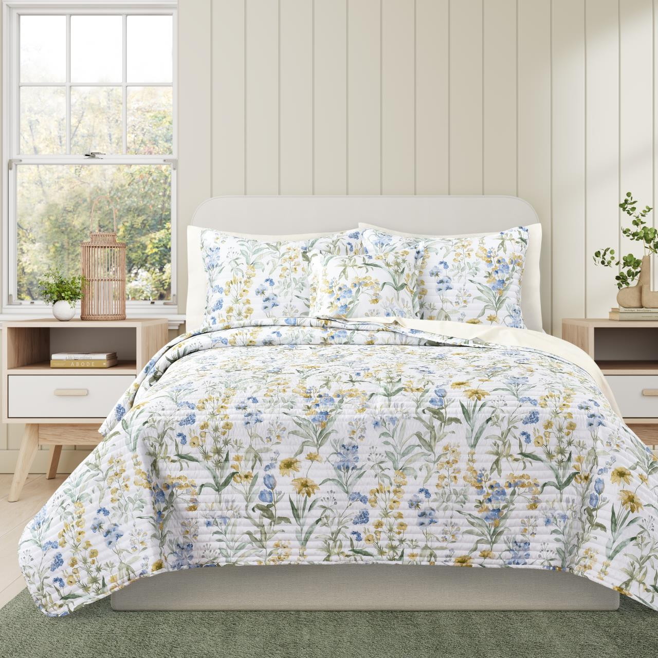 Tallulah Blue Quilt Set by J Queen Bold | Paul's Home Fashions