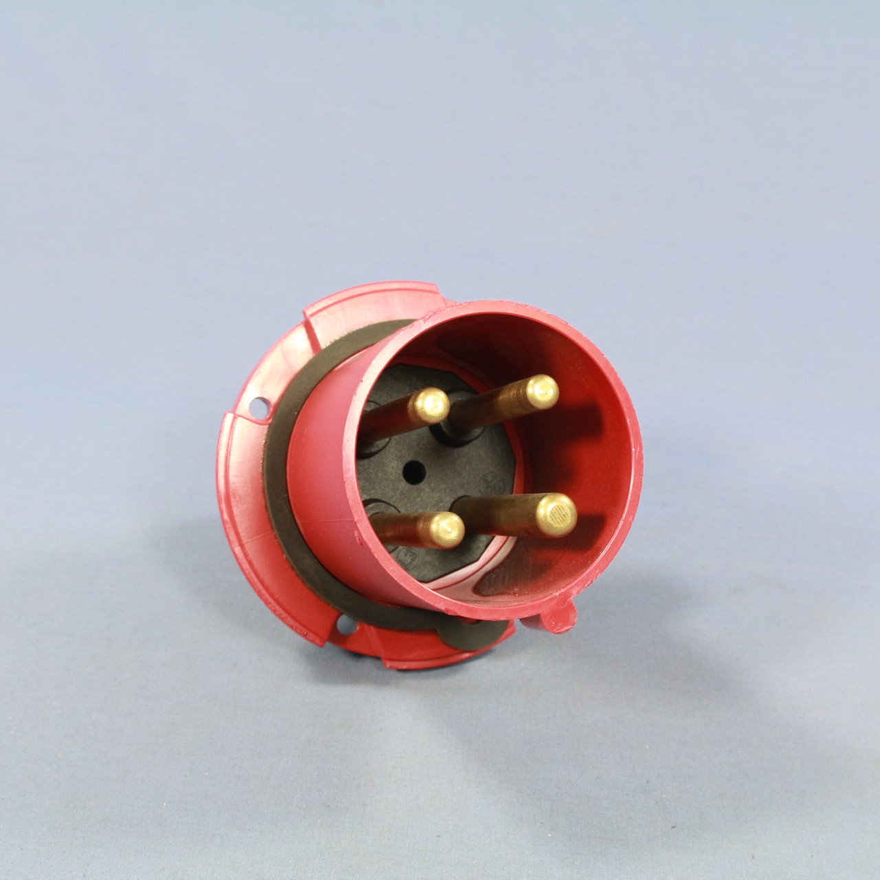 🏠 Leviton SCRATCHED Pin & Sleeve Inlet Plug 60A 480V 3 Bulk 460B7W - In ...
