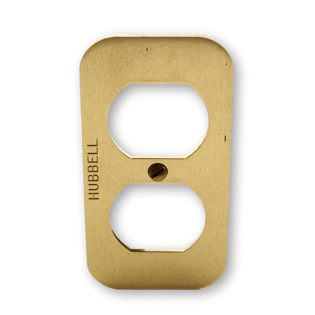 🏠 Hubbell Brass Duplex Receptacle Outlet Plate S609D For S6088 Above ...
