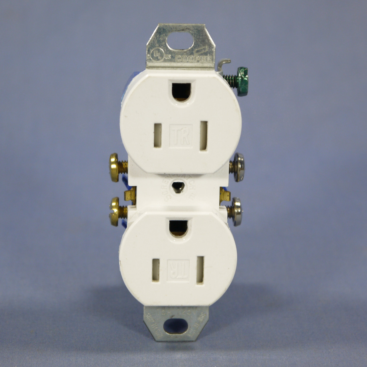 🏠 Cooper White TAMPER RESISTANT Duplex Receptacle Outlet NEMA 5-15R 15A ...