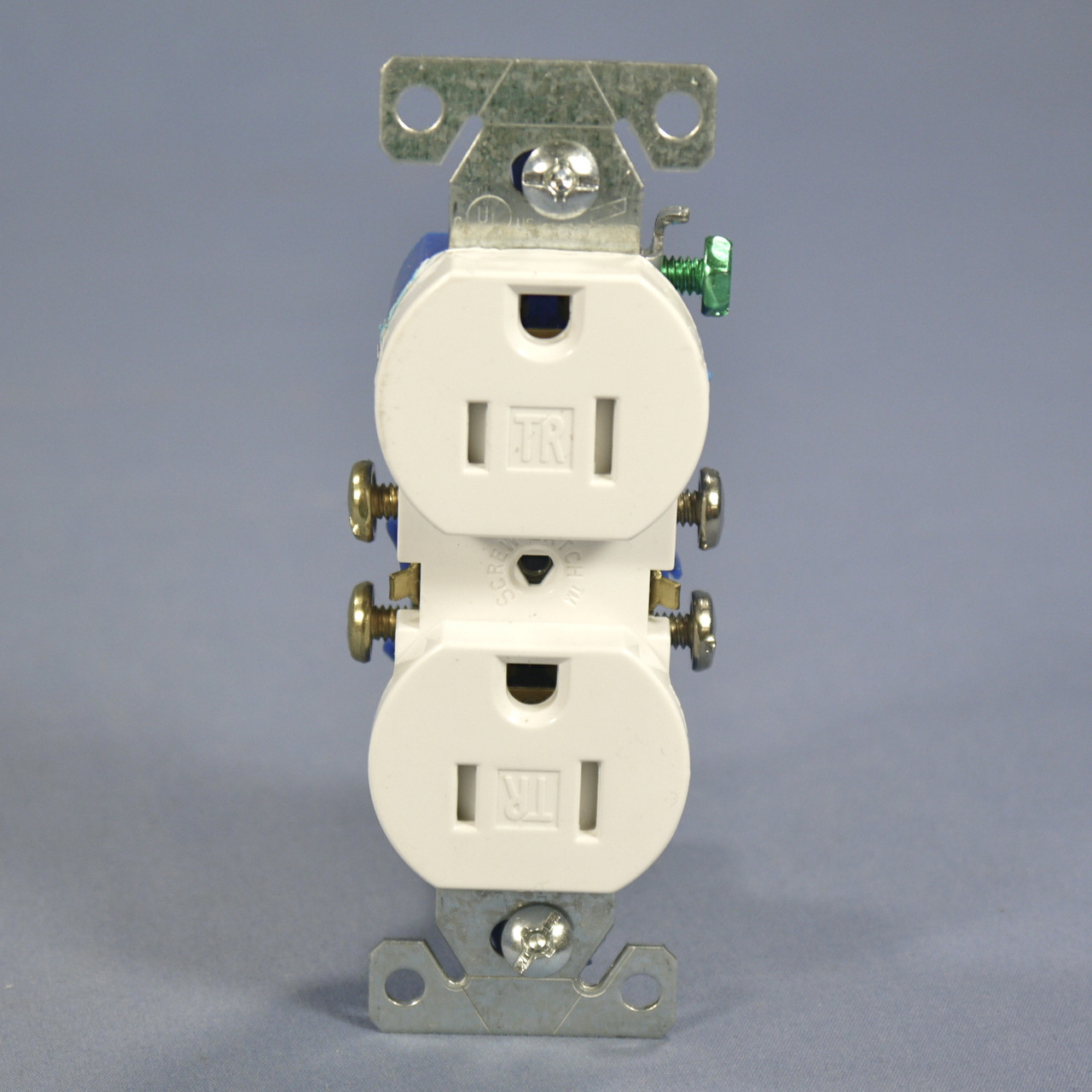🏠 Cooper White TAMPER RESISTANT Duplex Receptacle Outlet NEMA 5-15R 15A ...