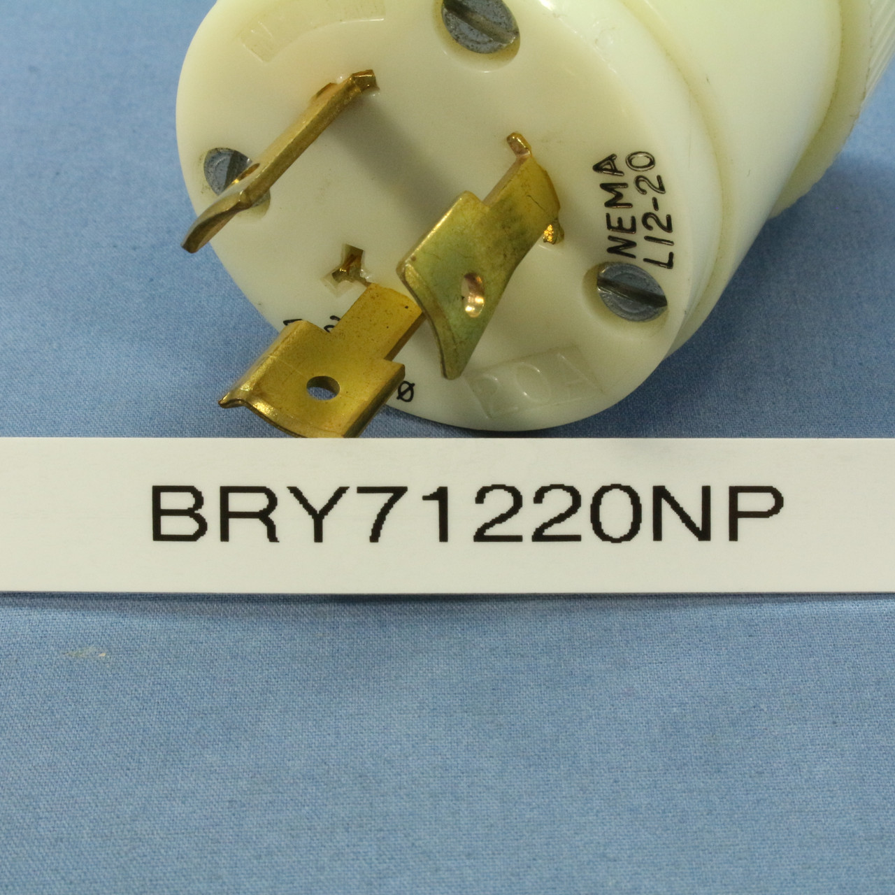 🏠 Vintage Bryant White Nylon Turn Twist Locking Plug NEMA L12-20P 20A ...
