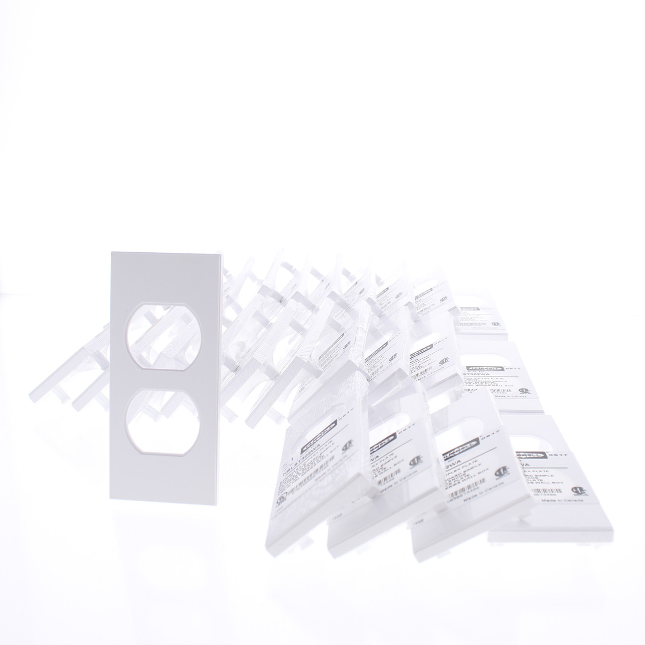 🏠 25 Hubbell HBLST302WA White Duplex Snap-In Face Plate Covers for 1 ...