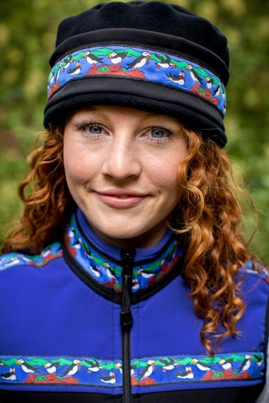 WOMEN'S AURORA HAT / (Softshell) / Solid Black, / Puffins-Brite (trim ...