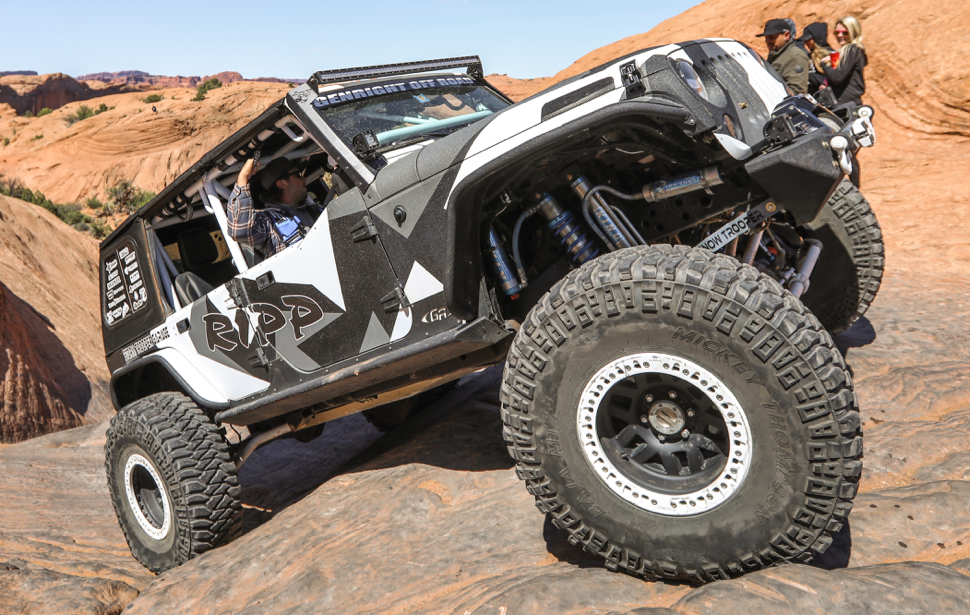 Custom Jeep JKU Off Road Builds by GenRight | Custom Jeep Builders