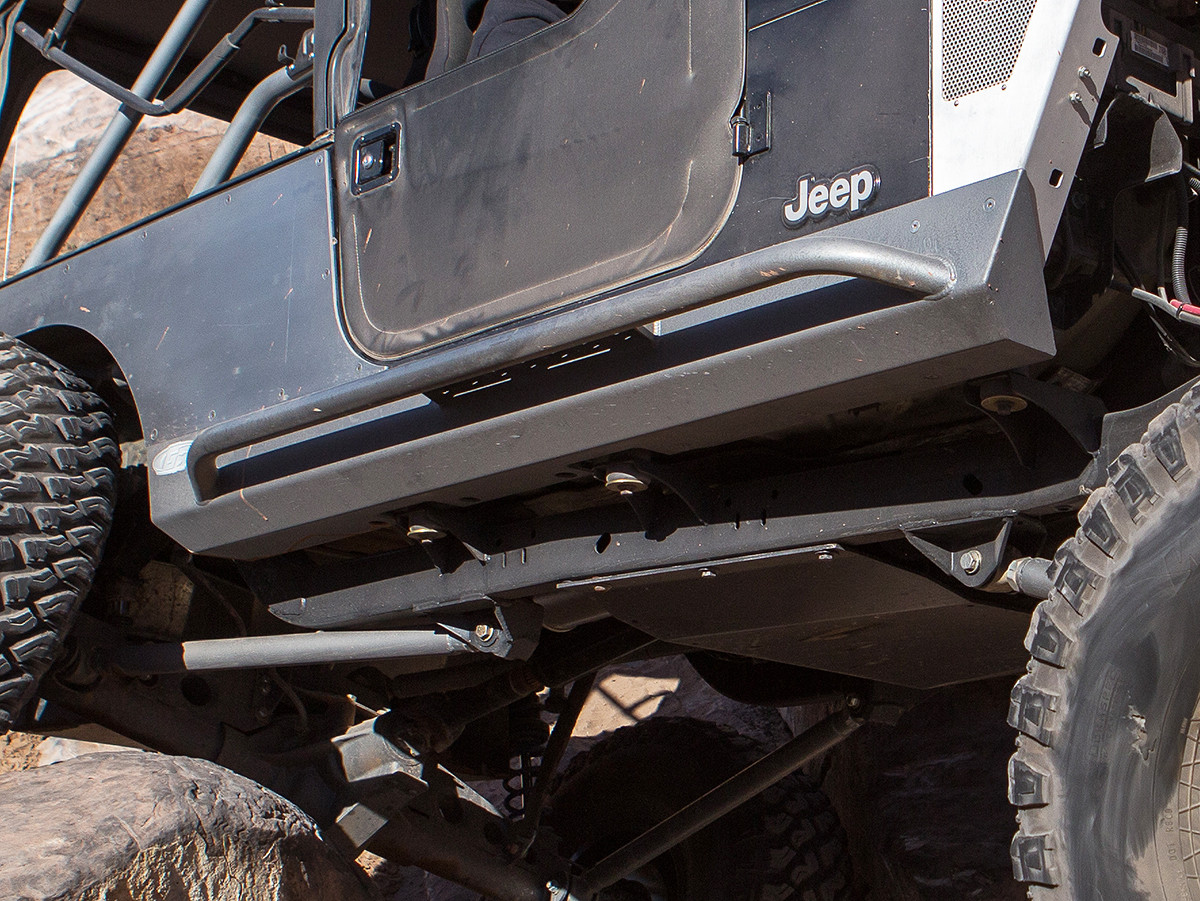 TJ/YJ/CJ Mini Boat Side Rocker Guards w/Bars - Steel | GenRight Jeep Parts