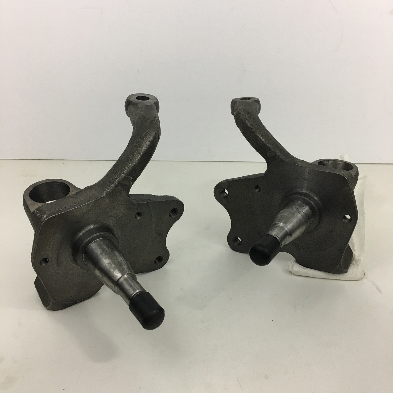 STOCK HEIGHT BALL JOINT SPINDLES FOR DISC BRAKES - King Off Road Parts