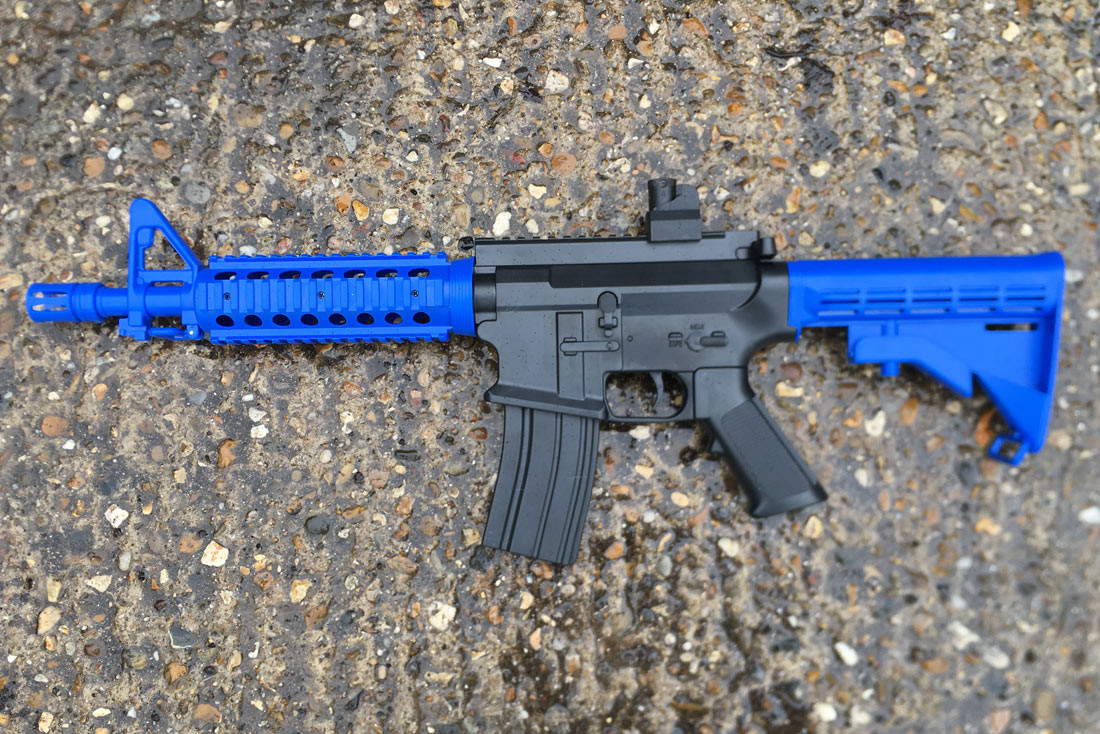 Golden Hawk 2206 M4 Spring Rifle in blue - bbguns4less