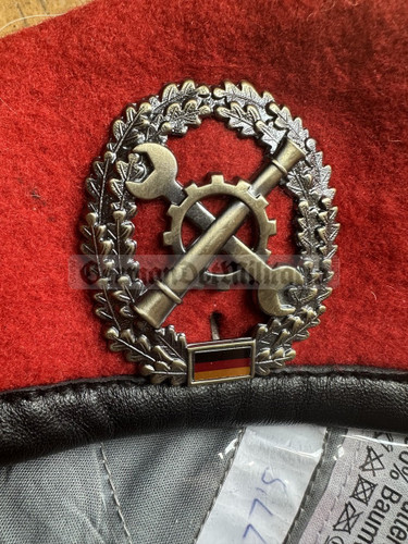 wo300 - Bundeswehr beret Engineering - size 58 - GermanDotMilitaria