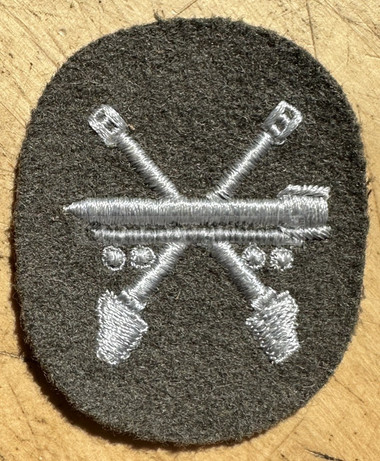 pa087 - NVA Army weapons & missiles technician specialist qualification sleeve patch - aa0 ...