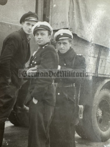 ab165 - early 1950s VP VoPo Volkspolizei black uniform traffic police ...