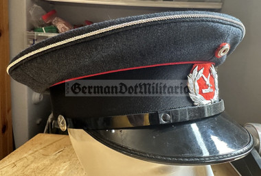 wo241 - Danish Fire Service uniform visor hat - FALCK ZONEN ...