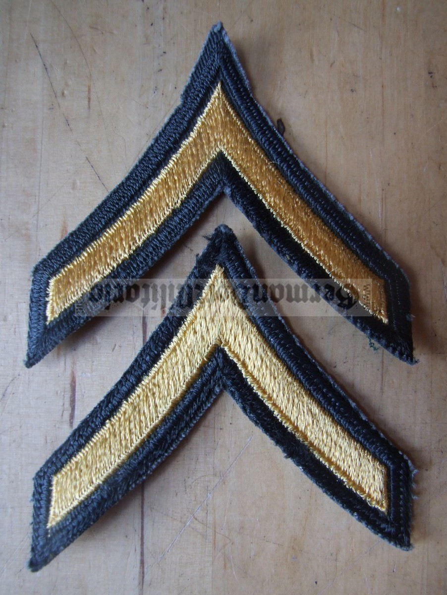 wh037 - Private E-2 (PV2) US Army uniform rank patches - GermanDotMilitaria