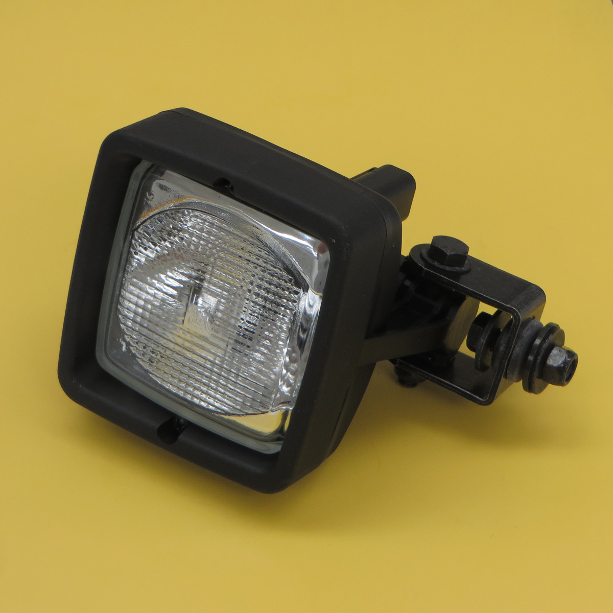 2196486 Lamp Group, Flood - AMT Equipment Parts - Equipment Replacement ...