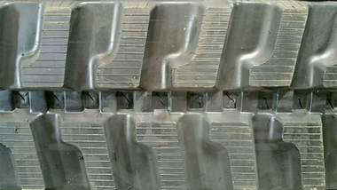 Kubota KX90 Rubber Track - Single 300x52.5x84 - AMT Equipment Parts ...