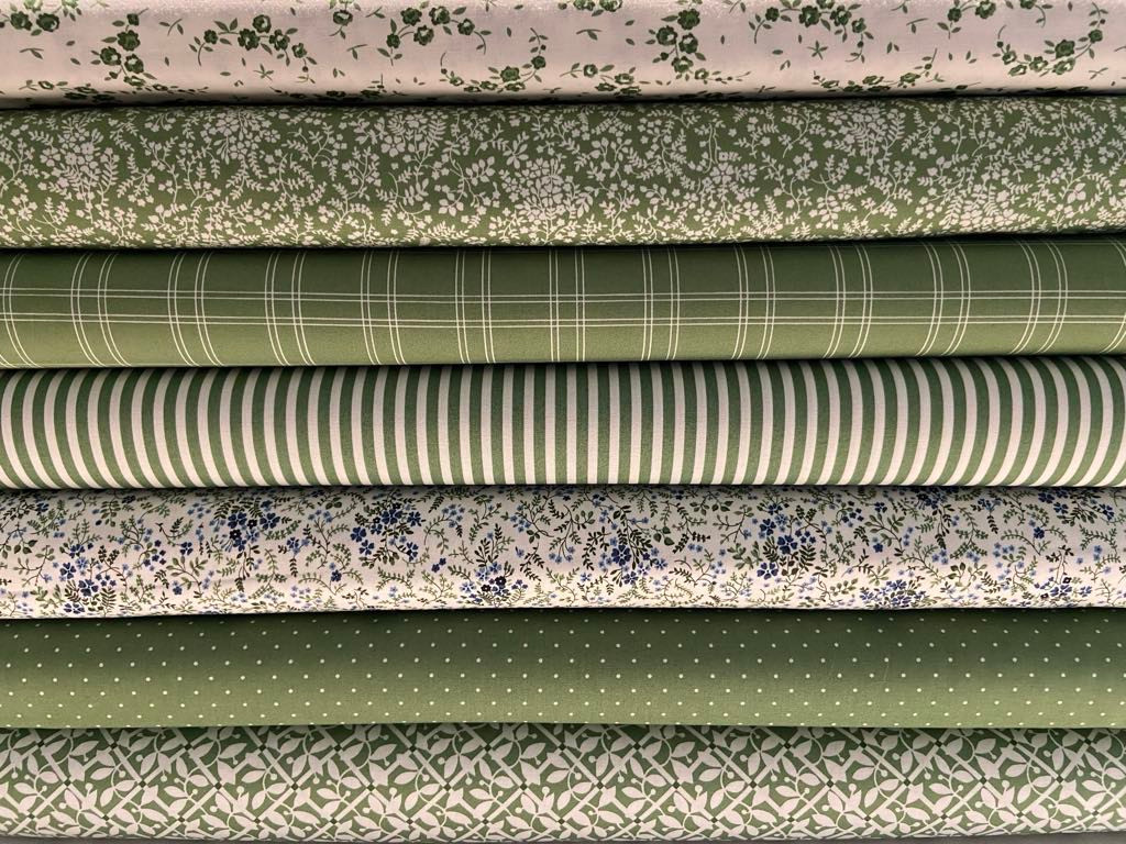 Moda Fabric - Fat Quarter Bundle - Shoreline by Camille Roskelley ...