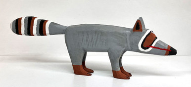 RACCOON CARVING --- by Minnie Adkins