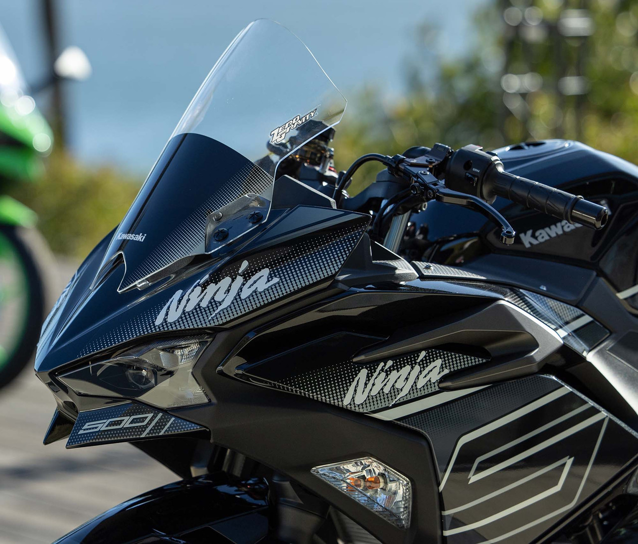 Graves Spec Zero Gravity Race Tall Windscreen - Ninja 500