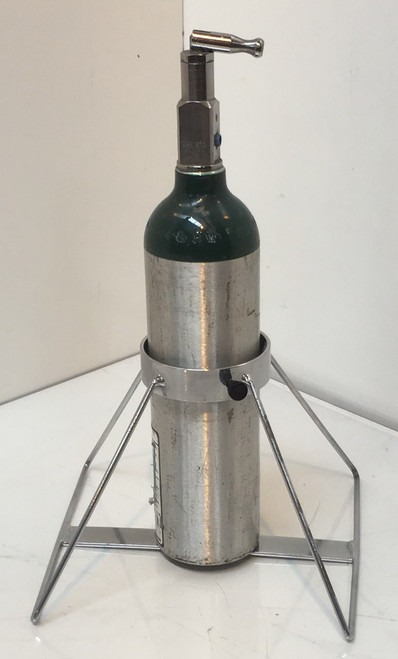 Oxygen Cylinder Floor Stand Holds One M6 (3.20"DIA) Oxygen Cylinders ...