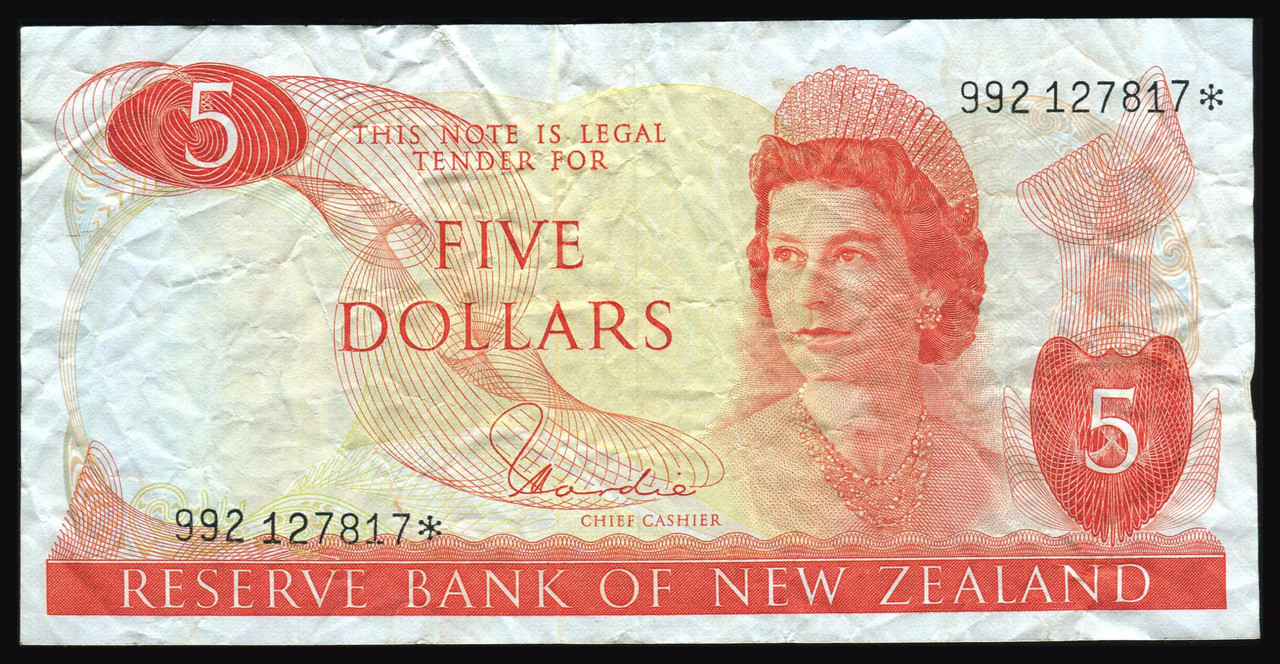 New Zealand - $5 - Star Note - Hardie - 992 127817* - Fine - Oceanic Mint
