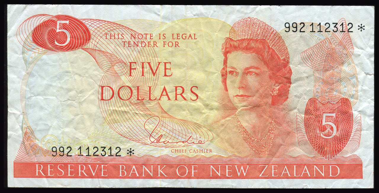 New Zealand - $5 Star Note - Hardie - 992 112312* - Fine - Oceanic Mint