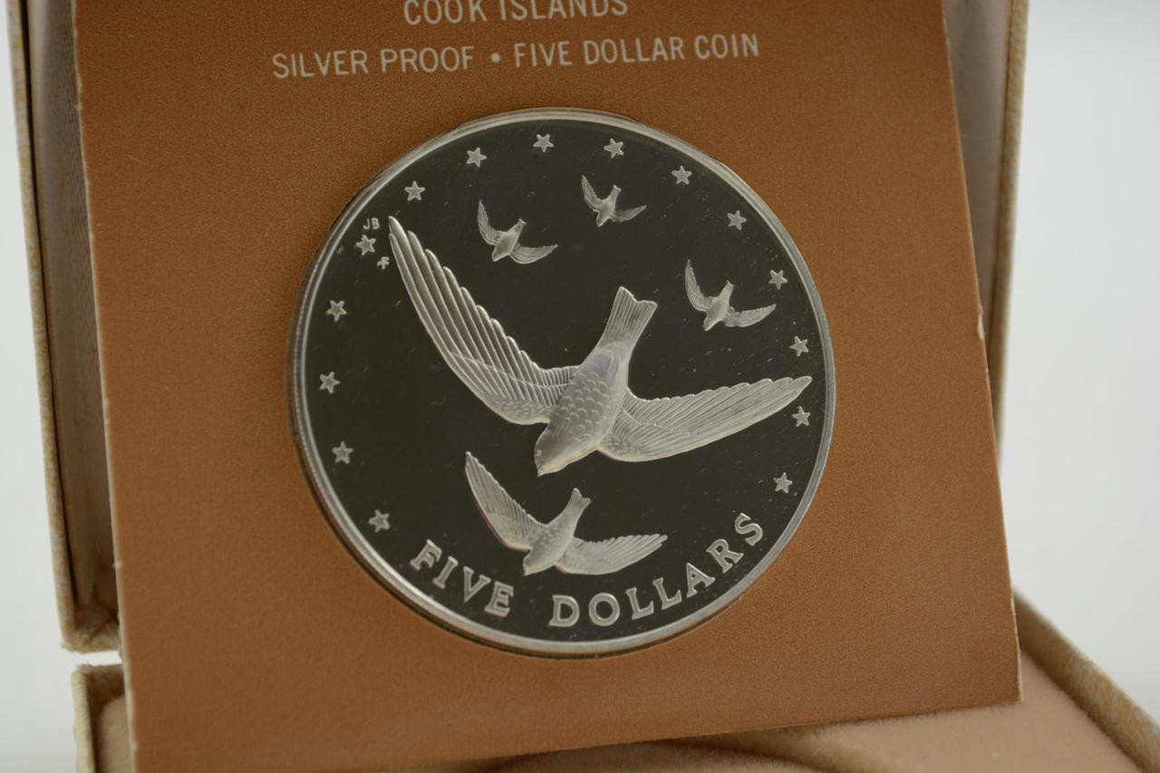 Cook Islands - 1977 - $5 Proof Coin - Atiu Swiftlet - Oceanic Mint