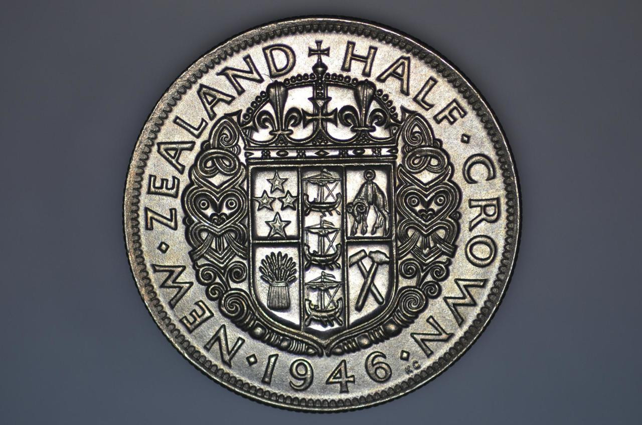 New Zealand - 1946 - Half Crown - KM11 - Almost Uncirculated - Oceanic Mint