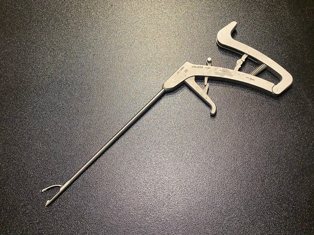 Arthrex AR-13993 Scorpion Suture Passer, Humpback