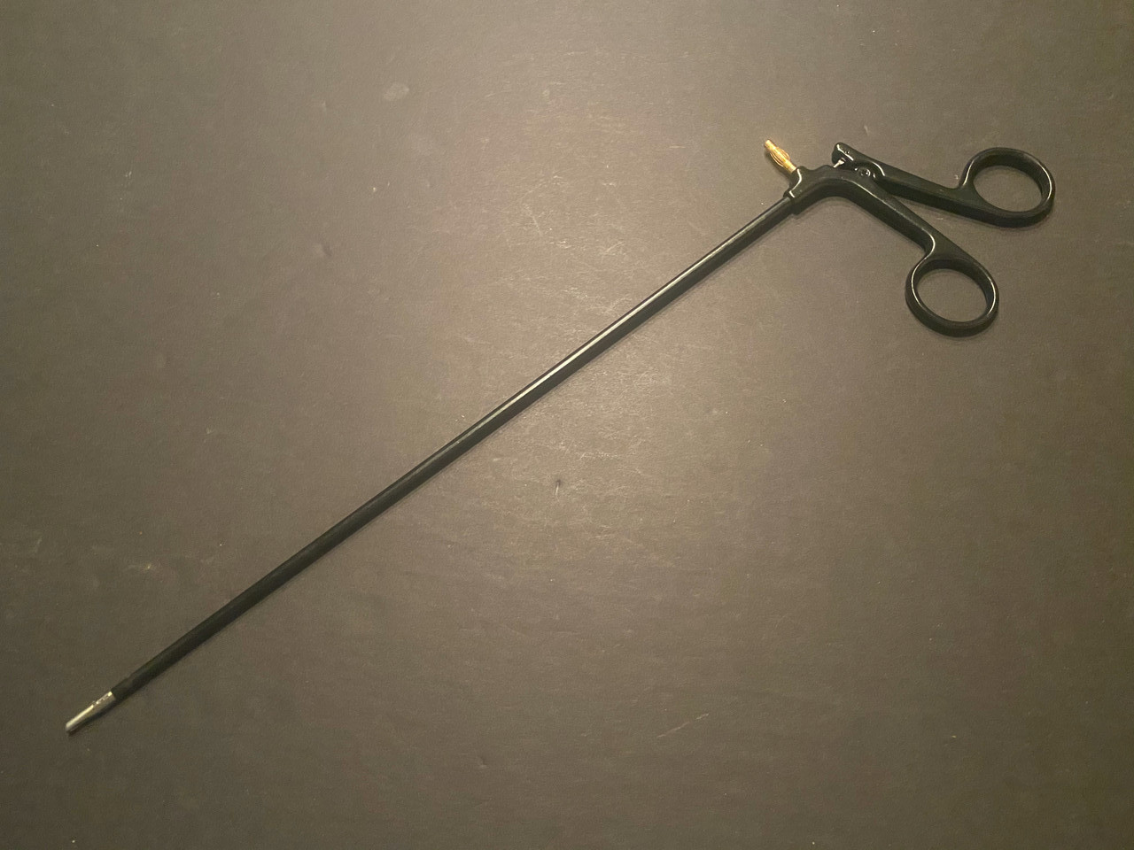Marlow Laparoscopic Biopsy Punch, Insulated, 5mm X 33 cm